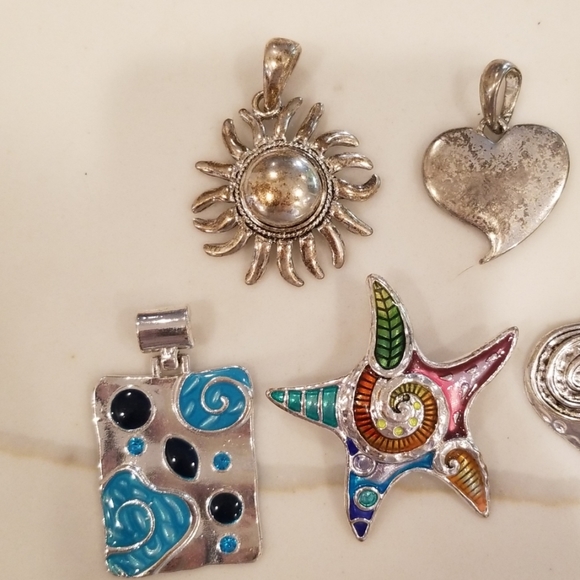 Jewelry | 7 Fun Pendants | Poshmark